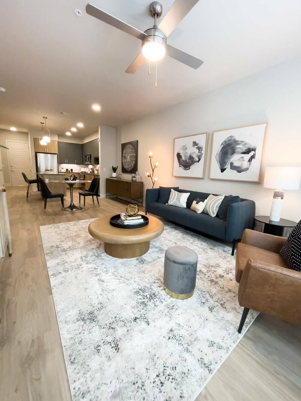 Apartments Downtown Houston for Rent | 1810 Main | Home